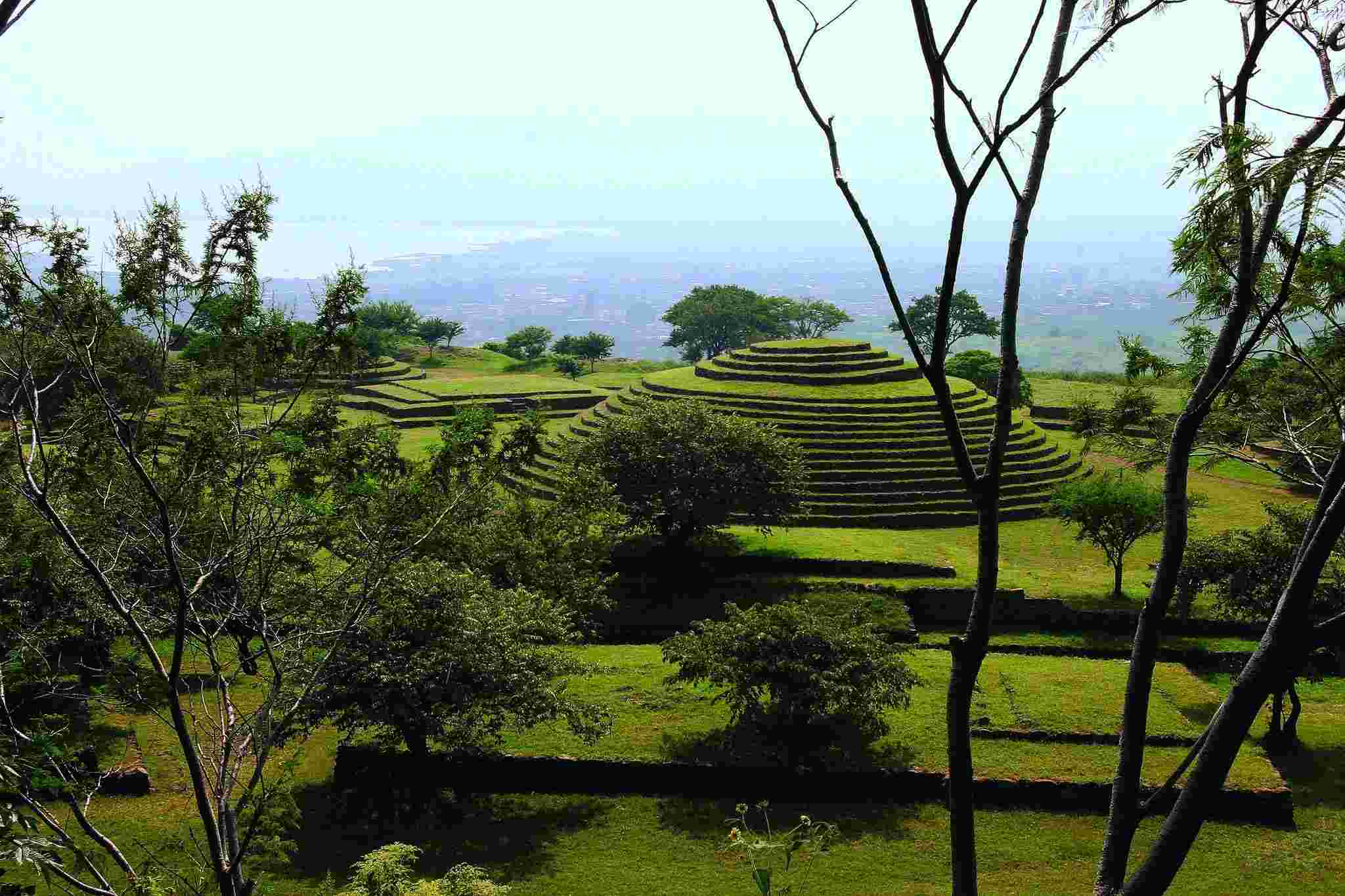 Guachimontones and Archeological ruins – Mexitours